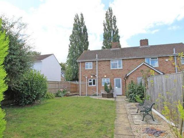 3 bedroom semidetached house for rent in King Alfred Drive Didcot OX11