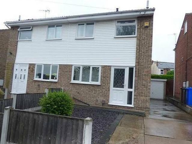 3 bedroom semidetached house for rent in Lambton Close Ilkeston DE7