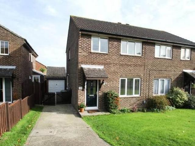 3 bedroom semidetached house for rent in Lionheart WayBursledonSouthamptonSO31