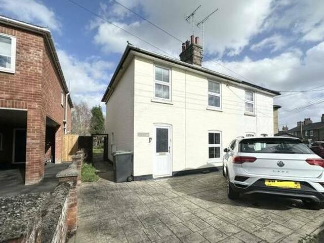 3 bedroom semidetached house for rent in Lime Tree Place Stowmarket Suffolk IP14