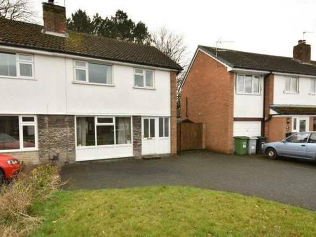 3 bedroom semidetached house for rent in PARKLANDS Way Poynton SK12