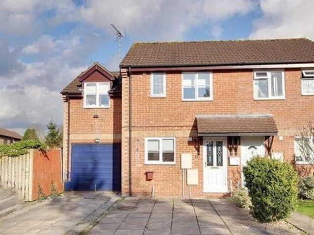 3 bedroom semidetached house for rent in Pintail Way Westbury BA13