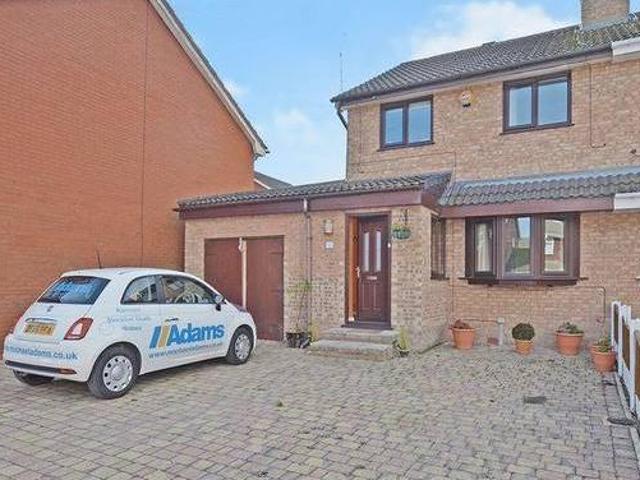 3 bedroom semidetached house for rent in Porthleven Road Runcorn WA7