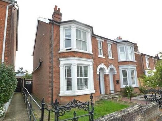 3 bedroom semidetached house for rent in Pretoria Road Halstead Essex CO9