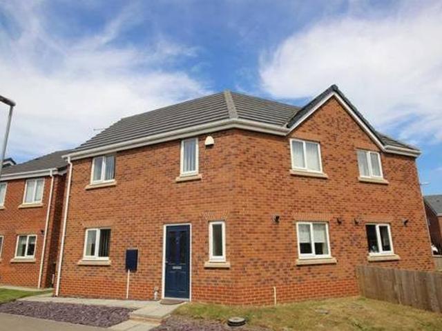 3 bedroom semidetached house for rent in Prince Charles Ave Bowburn DH6