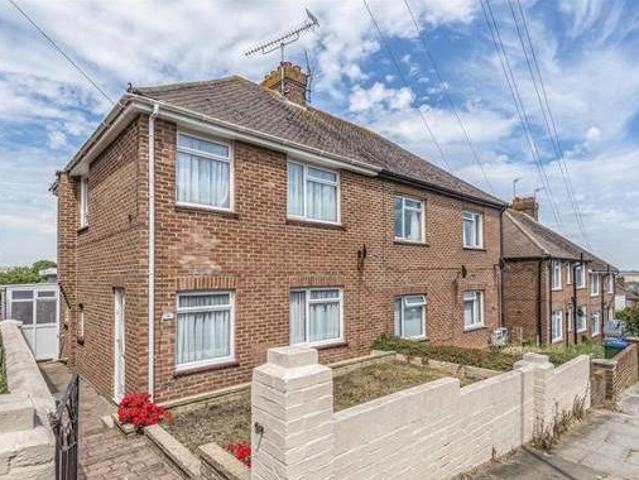 3 bedroom semidetached house for rent in Rose Walk Close Newhaven BN9