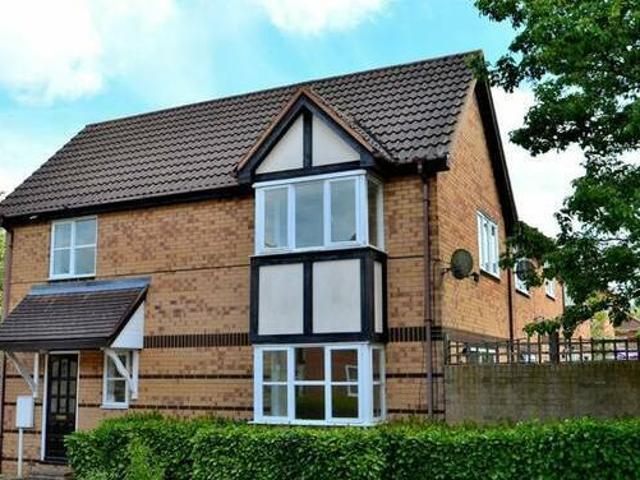 3 bedroom semidetached house for rent in Rosemullion Avenue Tattenhoe MK4