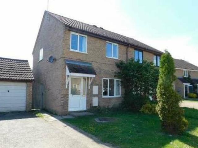 3 bedroom semidetached house for rent in Sellers Grange Peterborough Cambridgeshire PE2