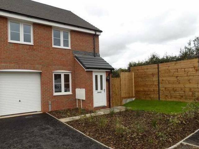 3 bedroom semidetached house for rent in Sheppey Way Haybridge Wells BA5
