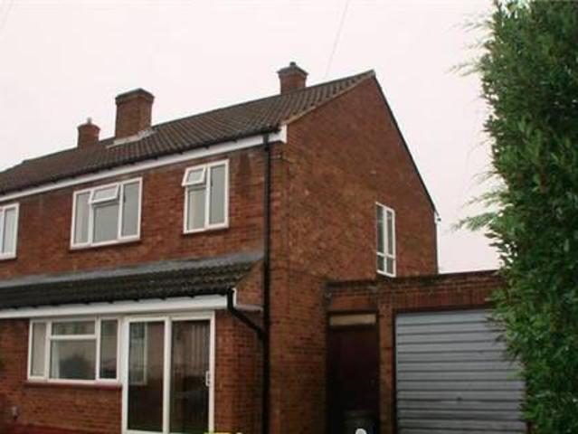 3 bedroom semidetached house for rent in South Road Baldock Hertfordshire SG7 6BZ SG7