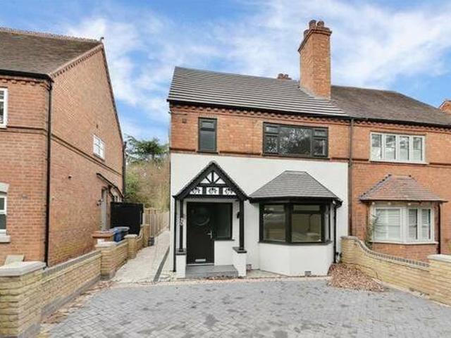 3 bedroom semidetached house for rent in Thornhill Road Sutton Coldfield B74