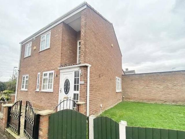 3 bedroom semidetached house for rent in Thorntree Close Hale Village L24