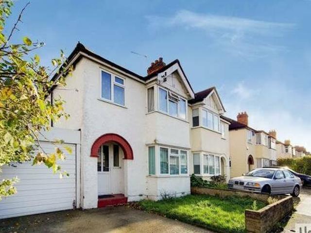 3 bedroom semidetached house for rent in Tonfield Road Sutton SM3