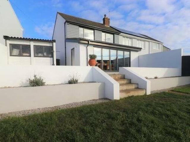 3 bedroom semidetached house for rent in Torpoint Cornwall PL11