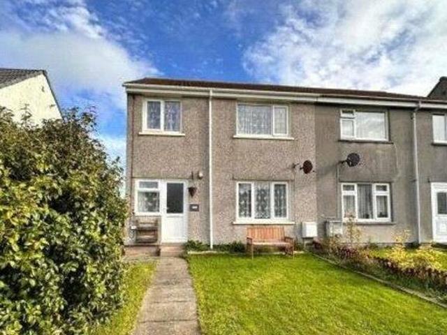 3 bedroom semidetached house for rent in Trerise Road Camborne Cornwall TR14