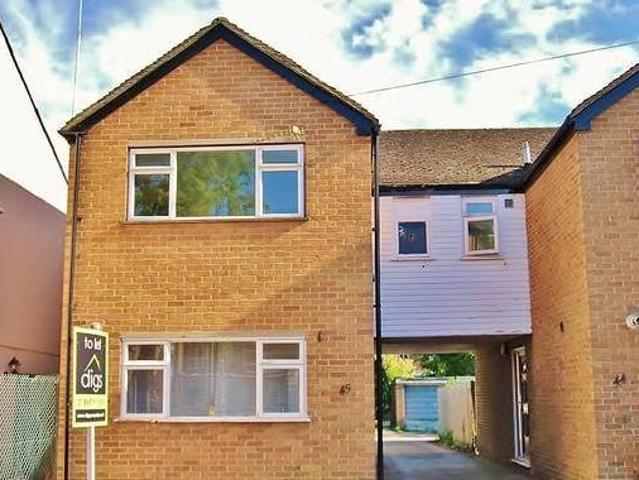3 bedroom semidetached house for rent in Vicarage Road Oxford OX1