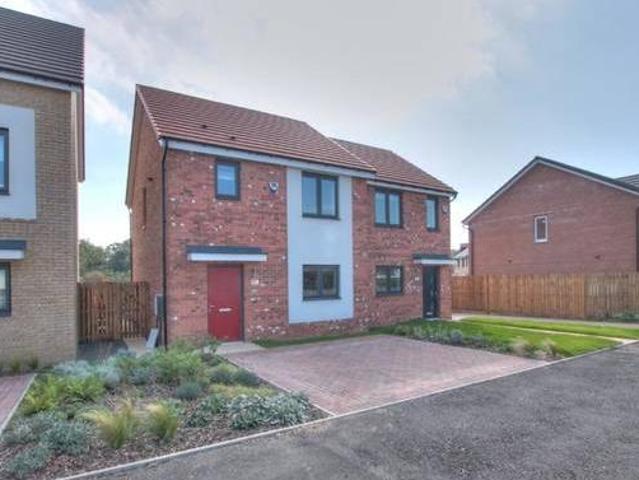 3 bedroom semidetached house for rent in Wanstead Cresent Chester Le Street DH3
