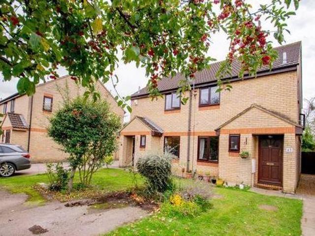 3 bedroom semidetached house for rent in Williams Way Flitwick MK45
