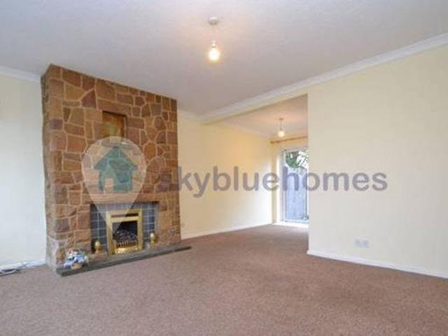 3 bedroom semidetached house for rent in Windrush Drive Leicester LE2
