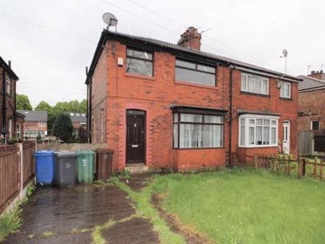 3 bedroom semidetached house for rent in Windsor Avenue Whitefield M45