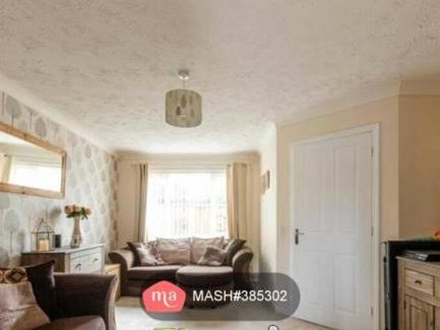 3 bedroom semidetached house for rent in 25 Mawkin Close NR5