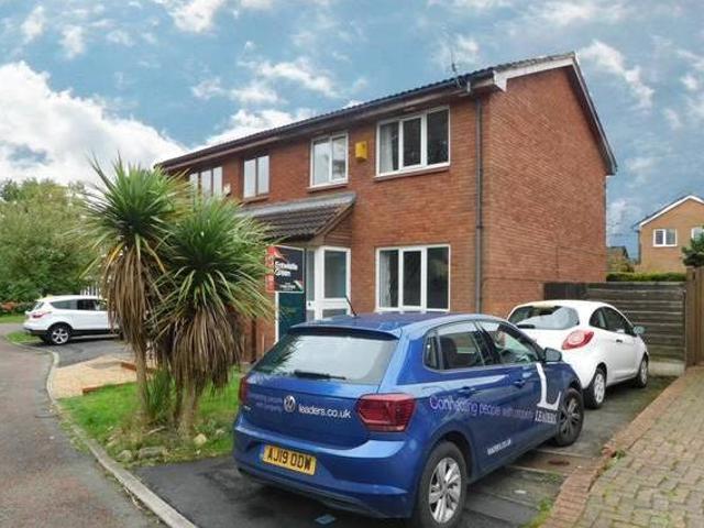 3 bedroom semidetached house for rent in 76 keyes close WA3