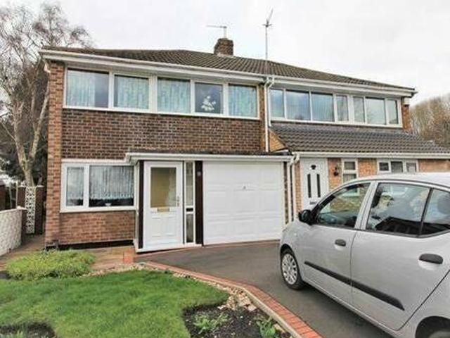 3 bedroom semidetached house for sale in Magdalen Close London Fields Dudley DY1