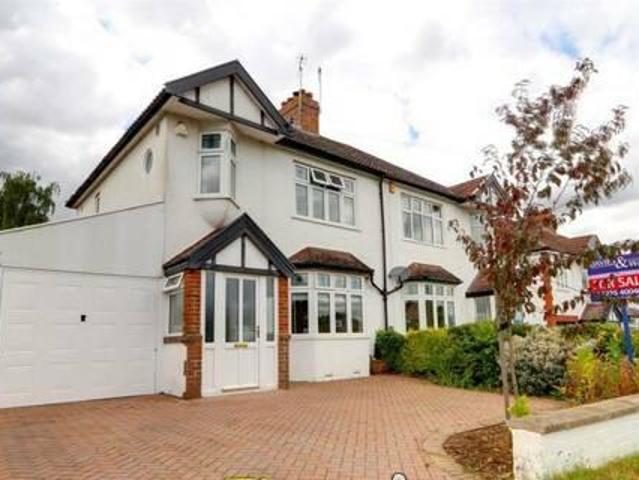 3 bedroom semidetached house for sale in Manor Road Saltford Bristol BS31