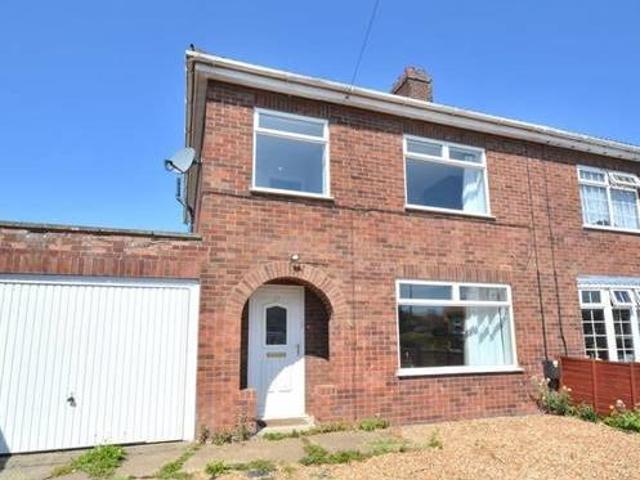 3 bedroom semidetached house for sale in Margaretta Close Clenchwarton King s Lynn PE34