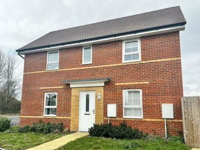 3 bedroom semidetached house for sale in Moore Close Wimborne BH21