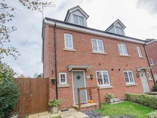 3 bedroom semidetached house for sale in Newbury Chase Downend Bristol BS16 6FF BS16