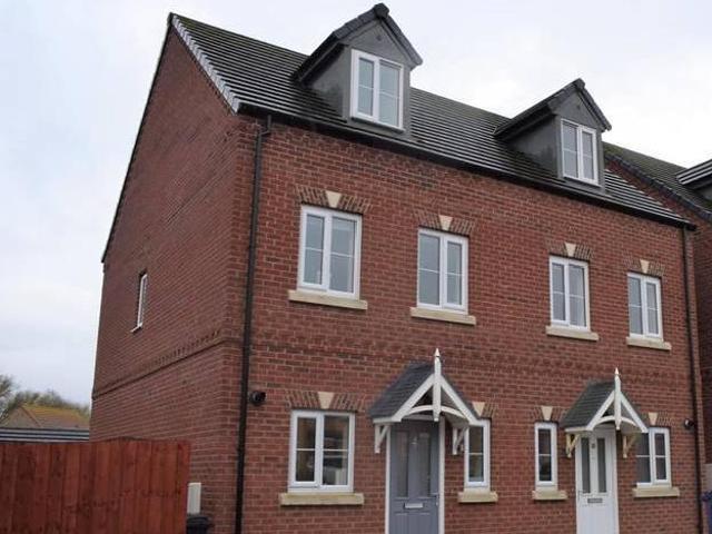 3 bedroom semidetached house for sale in Nickersons Walk Caistor LN7
