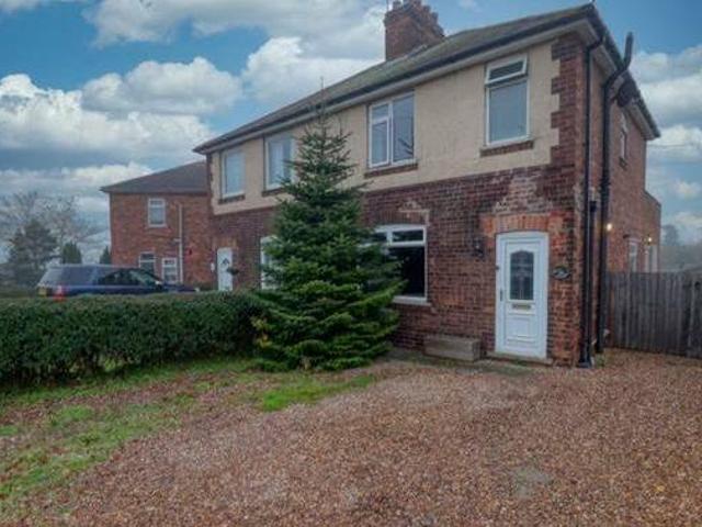 3 bedroom semidetached house for sale in Northfield Road Messingham DN17