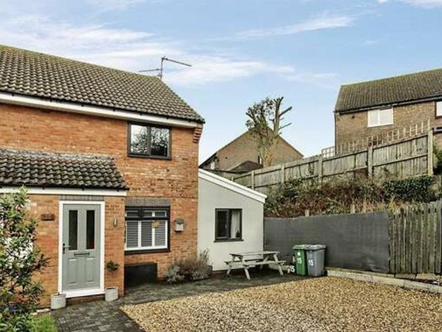 3 bedroom semidetached house for sale in Osprey Close Penarth CF64