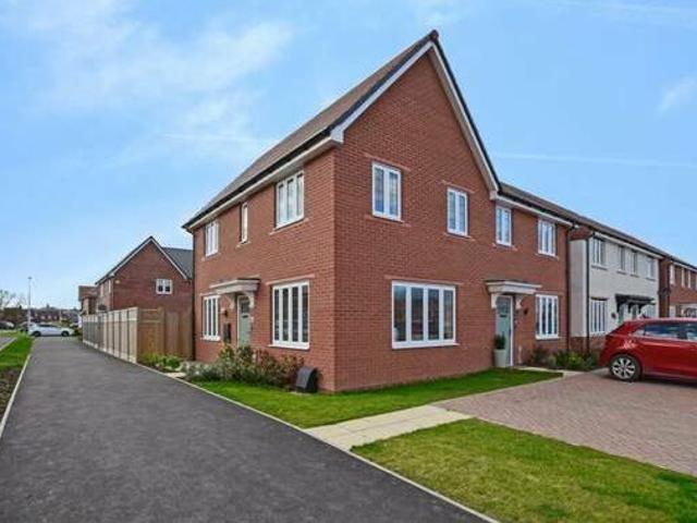 3 bedroom semidetached house for sale in Abbotsley Road Sandymoor WA7