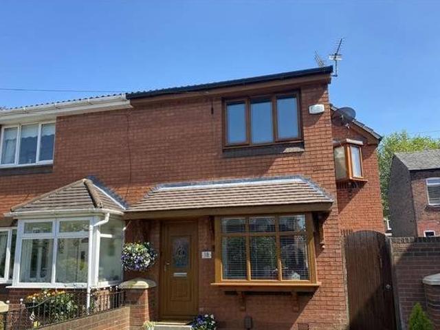 3 bedroom semidetached house for sale in Alexandra Road Kearsley Bolton BL4
