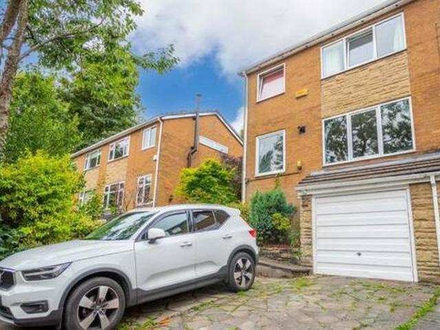 3 bedroom semidetached house for sale in Armit Road Greenfield Saddleworth OL3