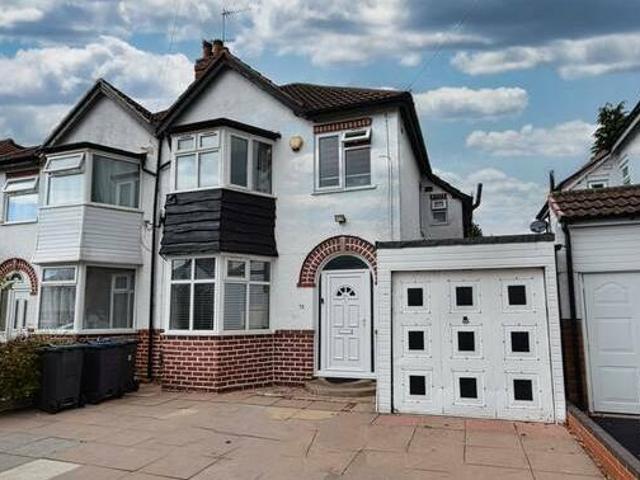 3 bedroom semidetached house for sale in Bushmore Road Hall Green B28