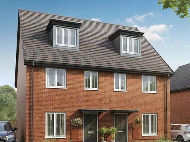 3 bedroom semidetached house for sale in Back Lane Hethersett NR9 NR9