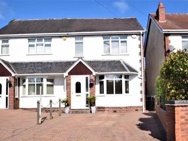 3 bedroom semidetached house for sale in Bentons Lane Great Wyrley Staffordshire WS6