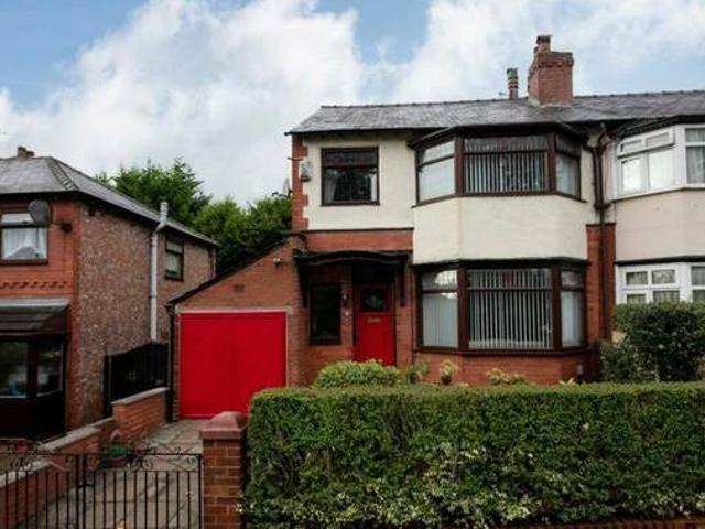 3 bedroom semidetached house for sale in Bishops Road Prestwich M25