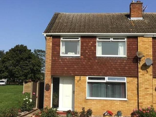 3 bedroom semidetached house for sale in Booth Way St Neots Cambridgeshire PE19 PE19