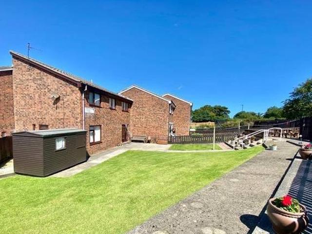 3 bedroom semidetached house for sale in Brentford Court Brotton TS12 TS12