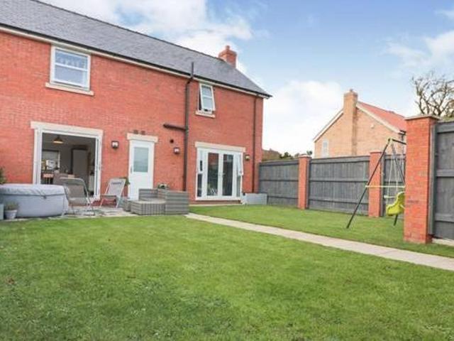 3 bedroom semidetached house for sale in Brigsley Grange Close Brigsley Grimsby DN37