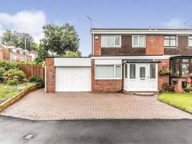 3 bedroom semidetached house for sale in Brookside Drive Catshill Bromsgrove B61 B61