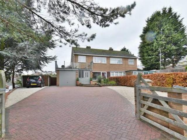 3 bedroom semidetached house for sale in Calais Road BurtononTrent DE13