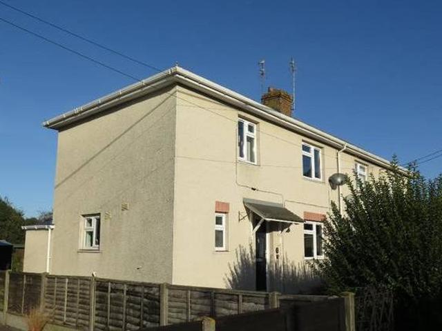 3 bedroom semidetached house for sale in Central Street SP11 SP11
