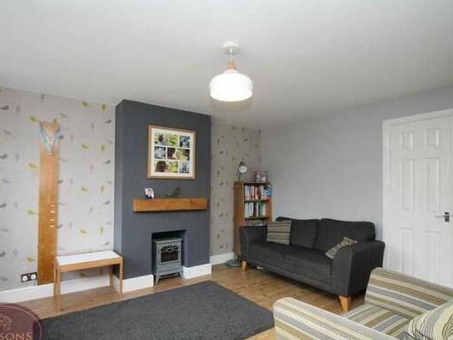 3 bedroom semidetached house for sale in Collins Close Nottingham NG6