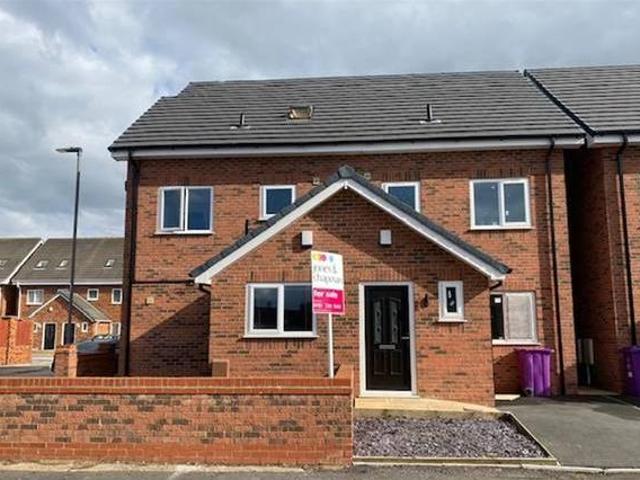 3 bedroom semidetached house for sale in Conleach Road Liverpool L24