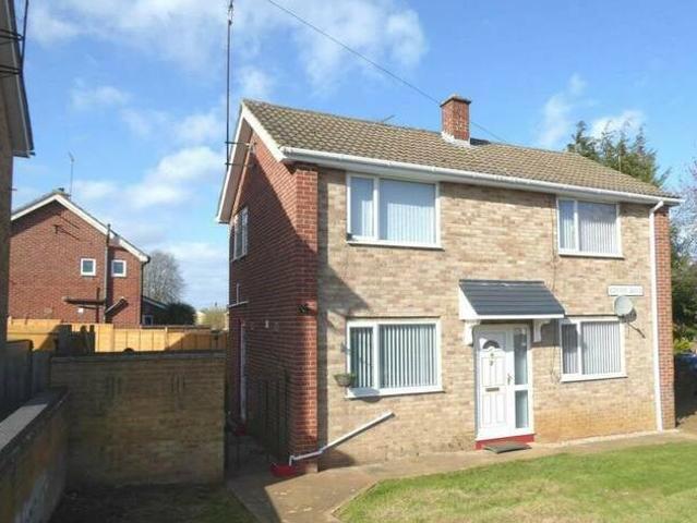 3 bedroom semidetached house for sale in Conway Drive Banbury OX16